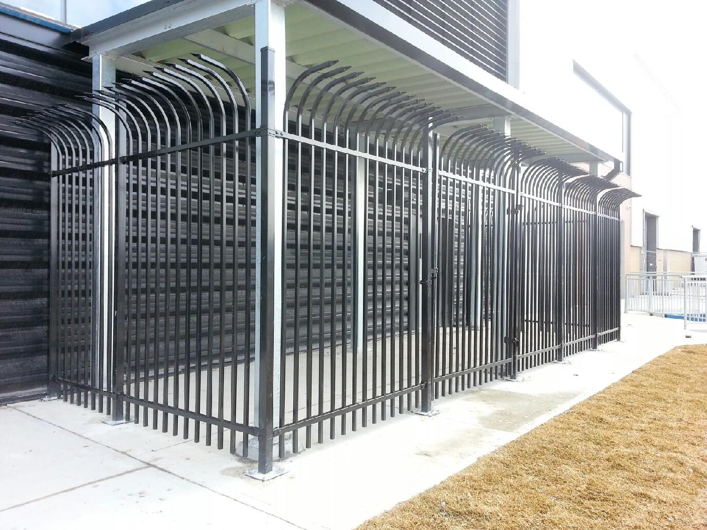 Commercial Modular Iron – Maximum Fence